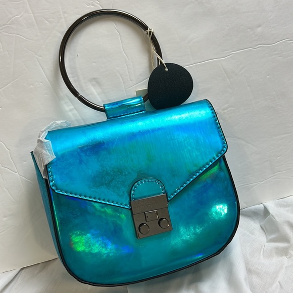 Isabelle | Bags | Isabelle Liquid Metallic Crossbody Aqua | Poshmark